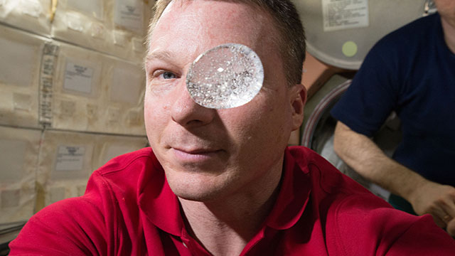 Jeff Bezos demanda a la NASA por "irregularidades" en el contrato con ...