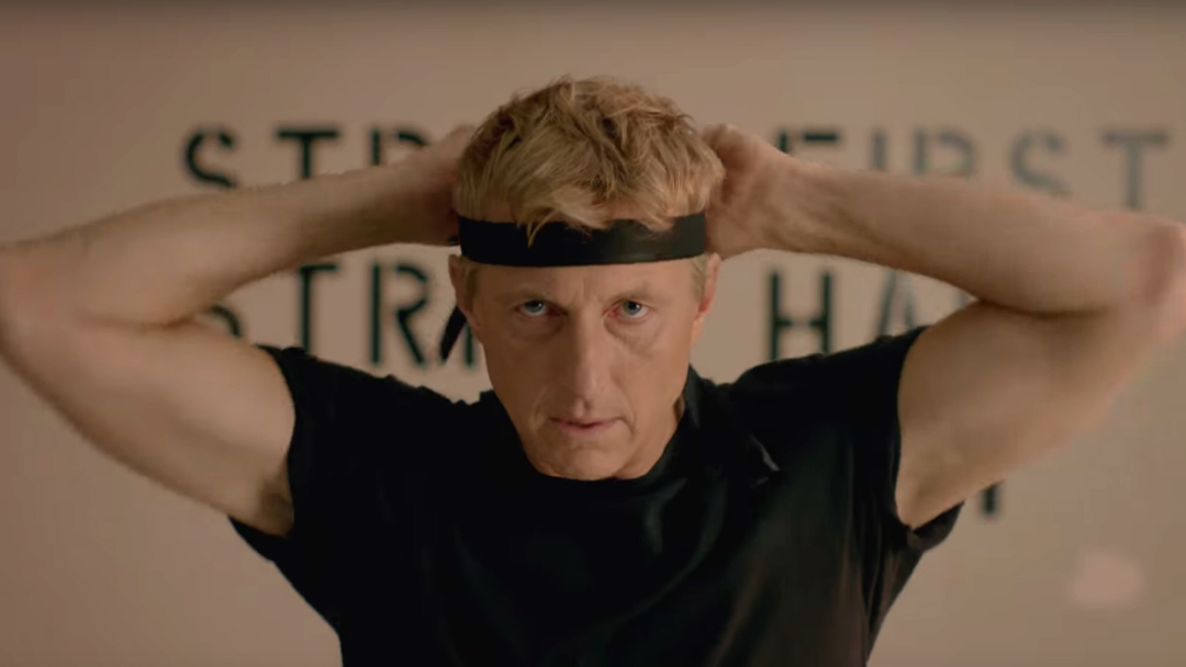 Johnny Lawrence es un duro sensei en el nuevo tráiler de Cobra Kai ...